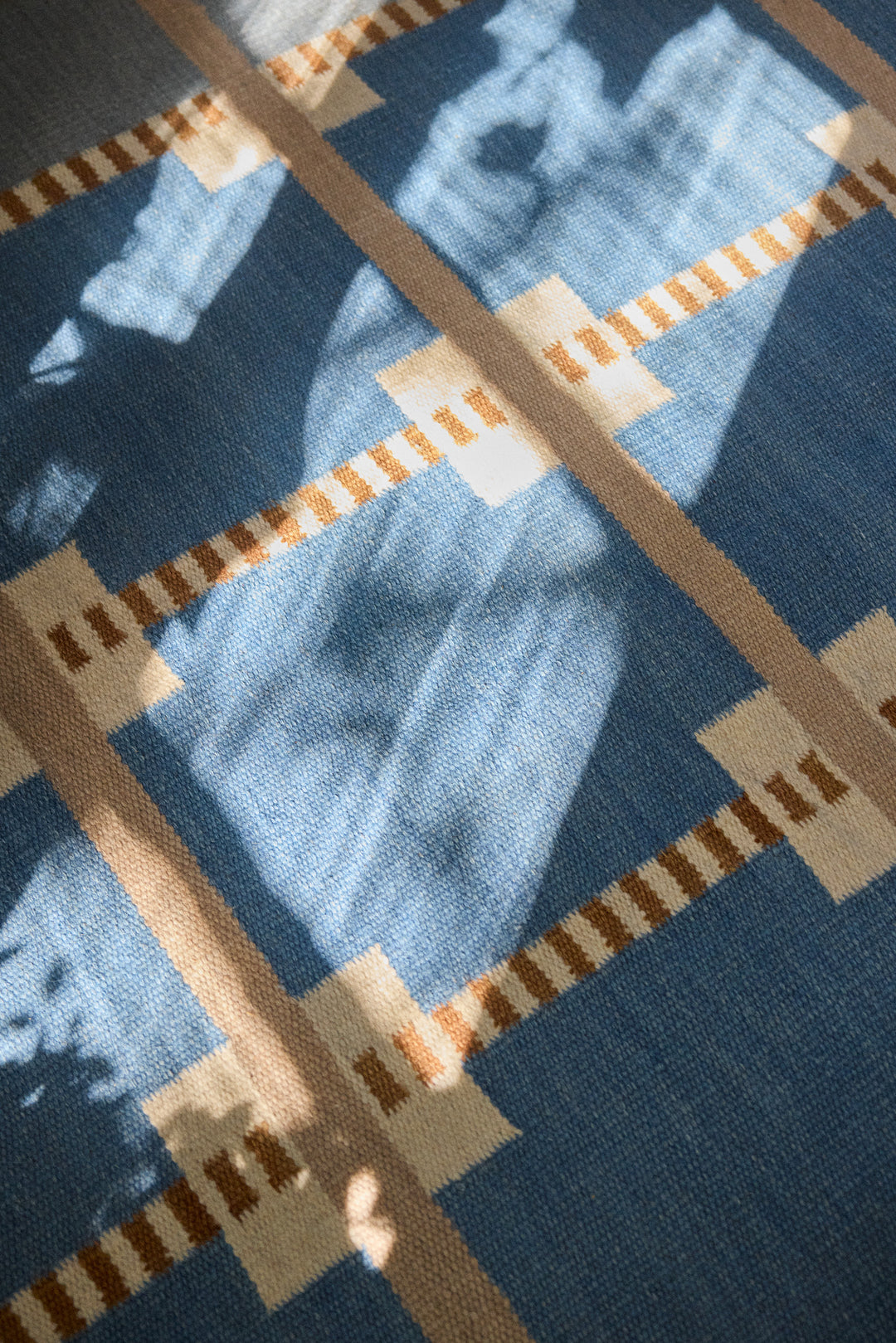 Lilly Claret Red Sample – LAYERED